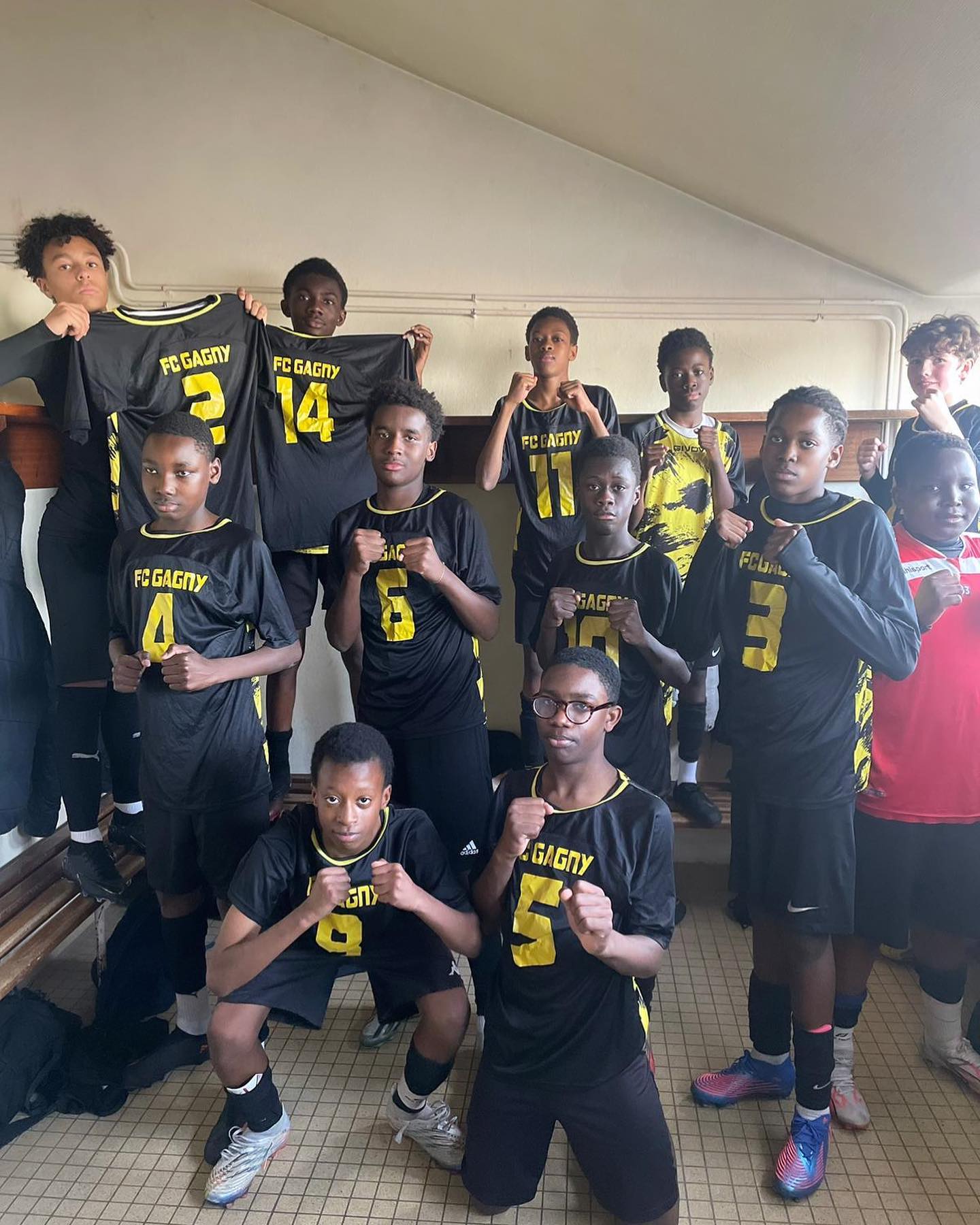 FC GAGNY / CLUB DE FOOTBALL AMATEUR